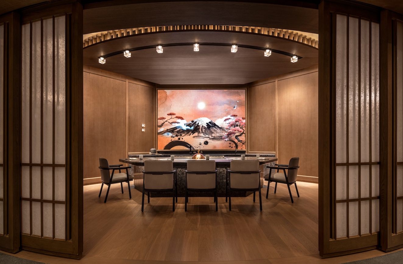 Six reasons to visit Long Bar at Raffles at Galaxy Macau