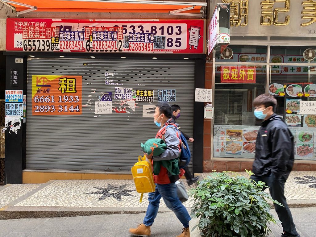 Migrant workers in Macao face many challenges in wake of new labour law