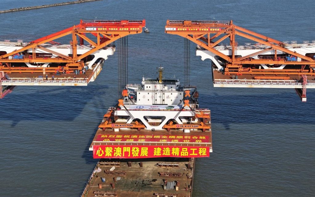 Main structure of fourth Macao-Taipa bridge completed