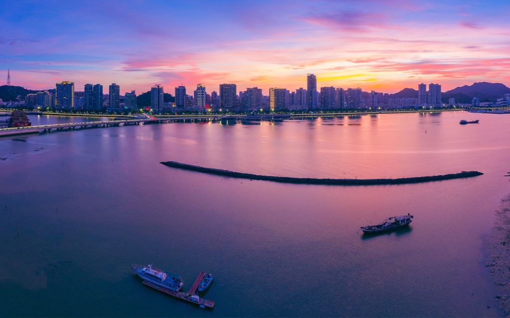 Macao residents prefer eating out in Zhuhai, study finds
