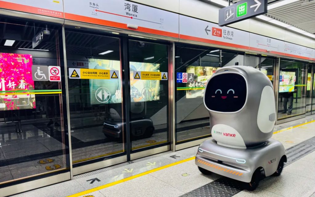 Robots are now riding the Shenzhen Metro to make deliveries