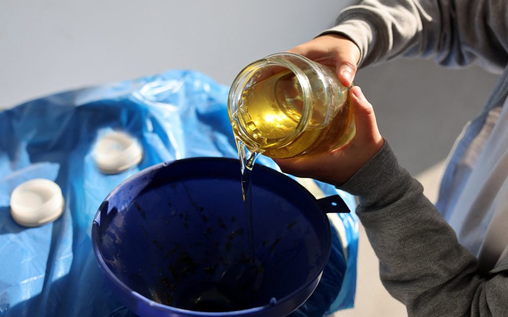 Trump threatens ban on Chinese cooking oil as trade tensions heat up