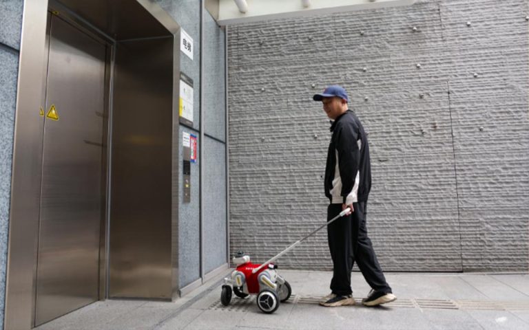 Shenzhen Metro trials a robot guide dog for the visually impaired