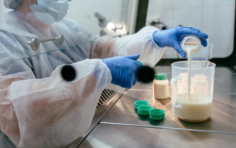 Macao authorities issue urgent alert over contaminated Nestlé baby formula